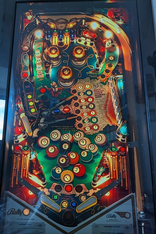 Eight Ball Deluxe (1981) - VPX - Pinball Tables - Virtual Pinball Universe