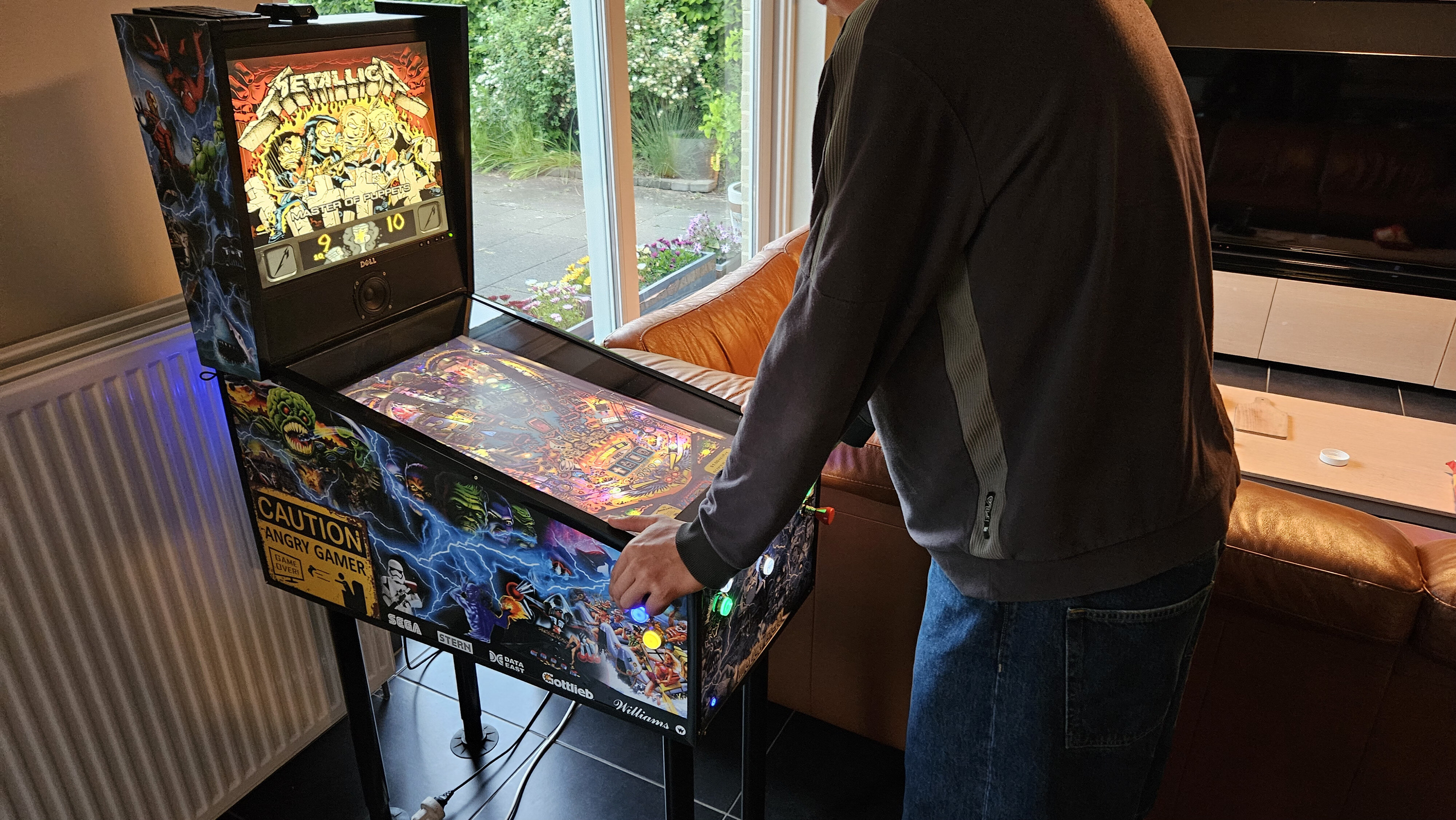 Mini-cab build - 27" playfield monitor - Cabinet Builds - Virtual ...